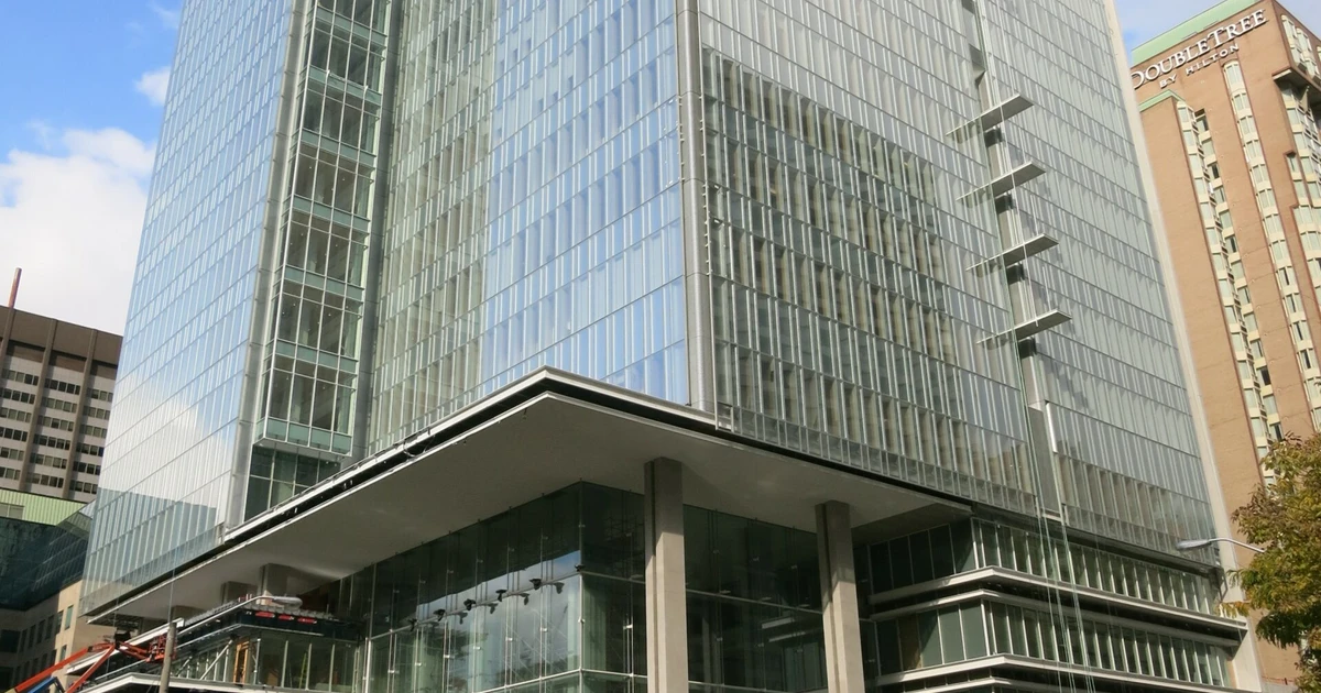 The New Courthouse In Toronto Pushes The Boundaries Of Architecture