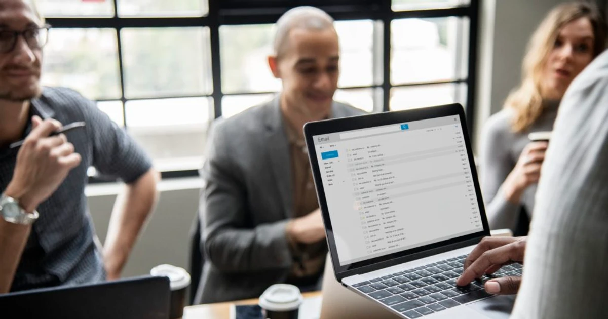 How Does Technology Improve Workplace Efficiency? 10 Top Answers